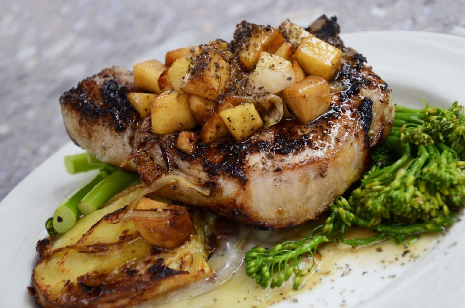 Bistro Steak: Tips, Techniques, and Recipes